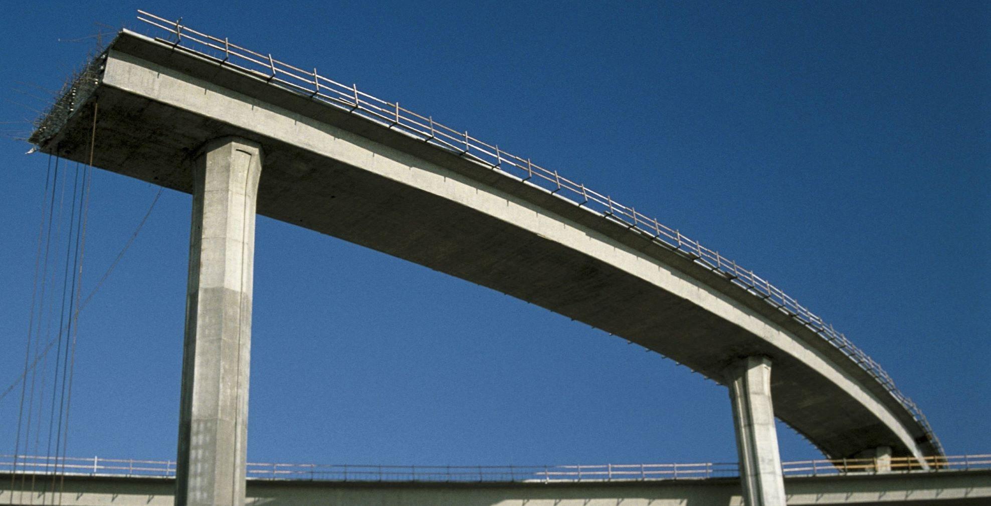 CPT Applications: Ground Stability for Roadway Structures - Vertek CPT CPT Applications: Ground Stability for Roadway Structures - Vertek CPT